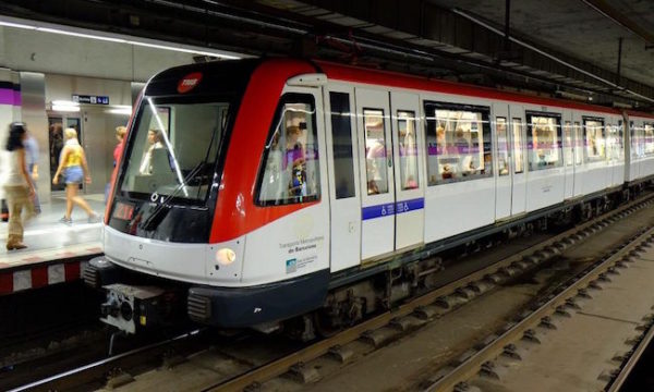 TMB aprueba comprar 12 trenes de cinco vagones para el metro valorados ...