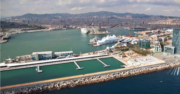 El Port de Barcelona abre el nuevo Paseo del Rompeolas, que tiene 400 ...